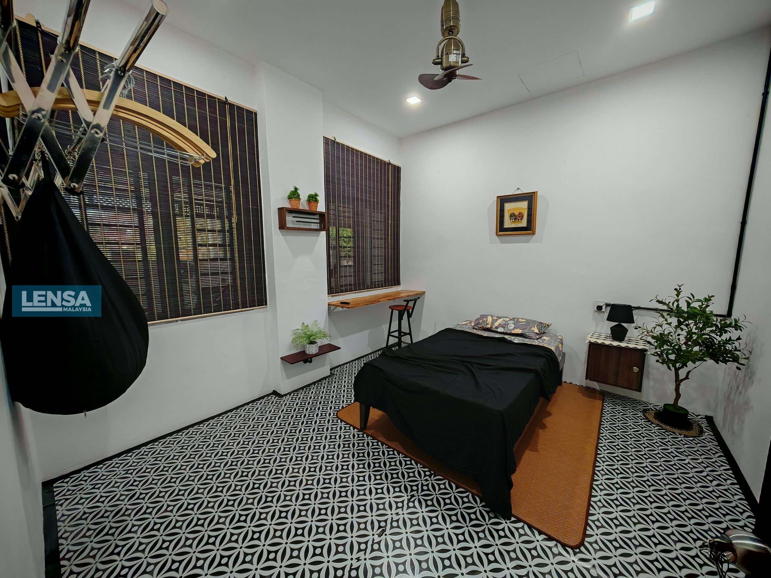 Aesthetic Solo oleh AsrHmel: Penginapan Cozy & Rustik di Tengah Bandar Ipoh